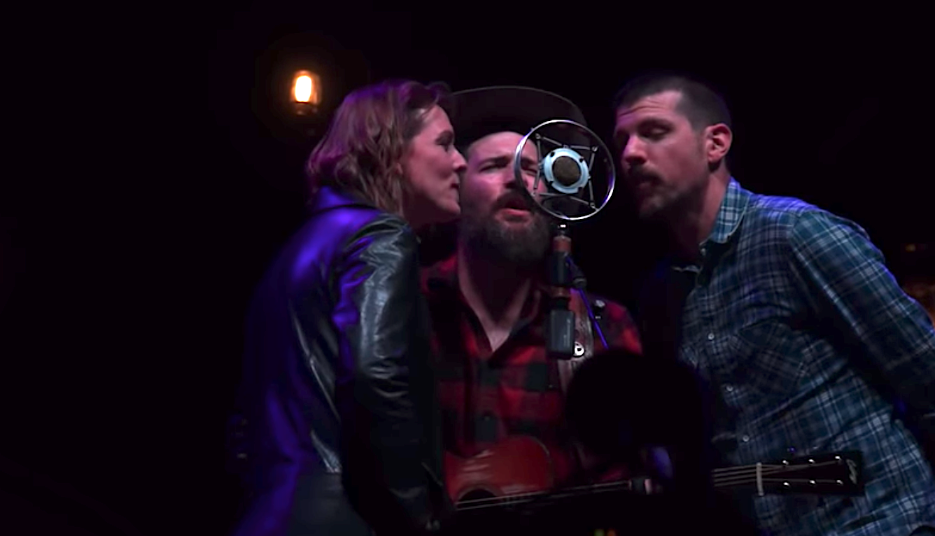 Watch Brandi Carlile, Scott and Seth Avett Team Up For "Murder in the ...
