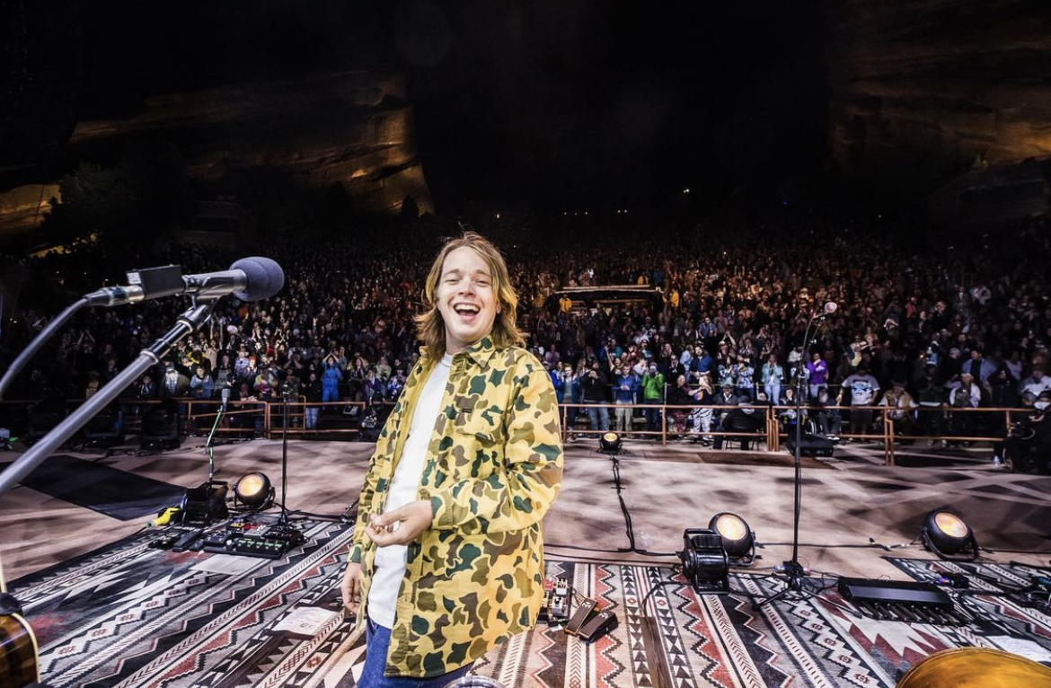 Billy Strings Kicks Off Night One of Red Rocks Run