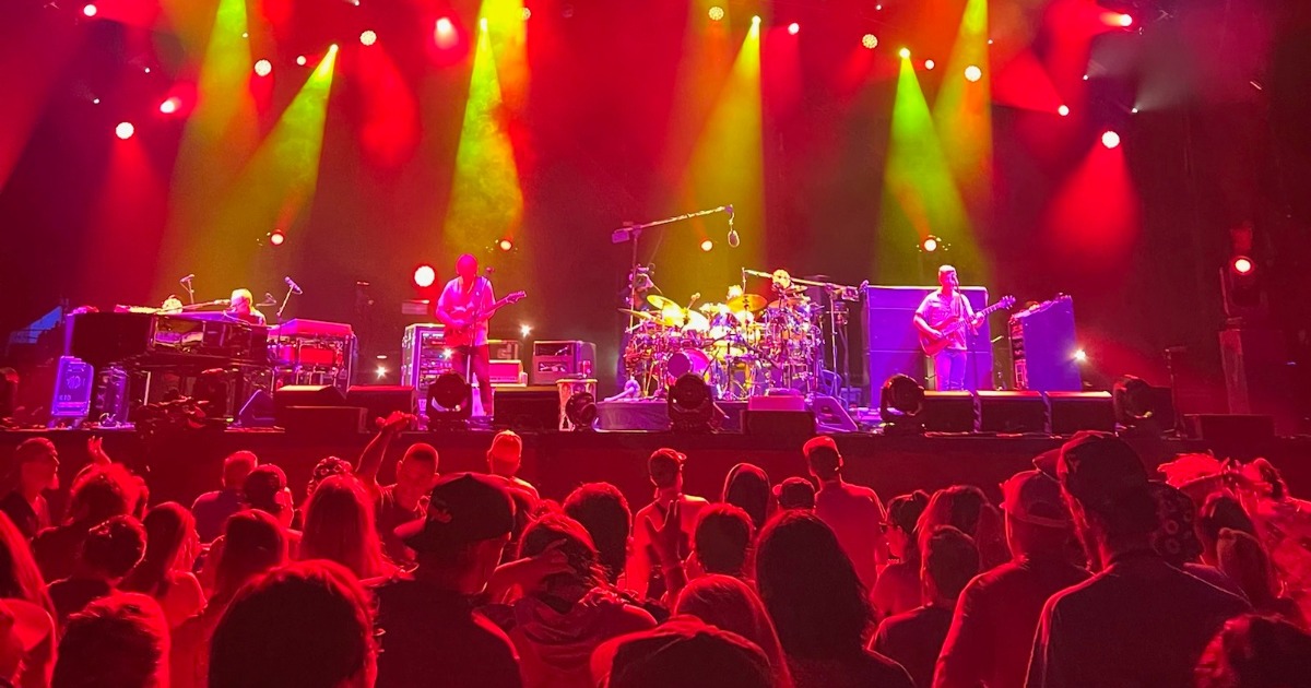 Phish Cap Off Dick's Run with "Icculus" Encore