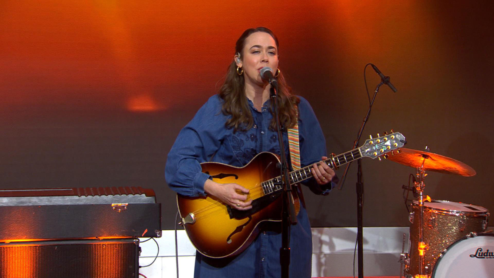 Watch: Sarah Jarosz Performs Originals on CBS Saturday Morning
