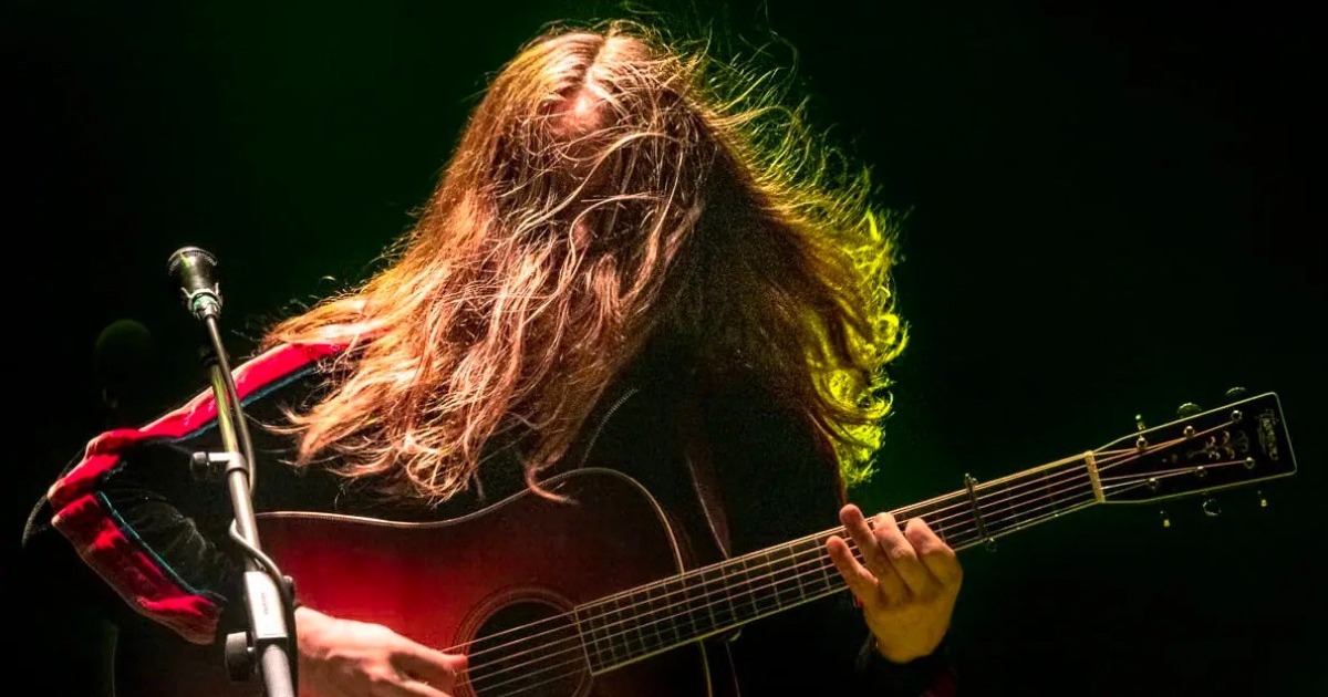 Watch: Billy Strings Joins Primus for “Wynona’s Big Brown Beaver” in ...
