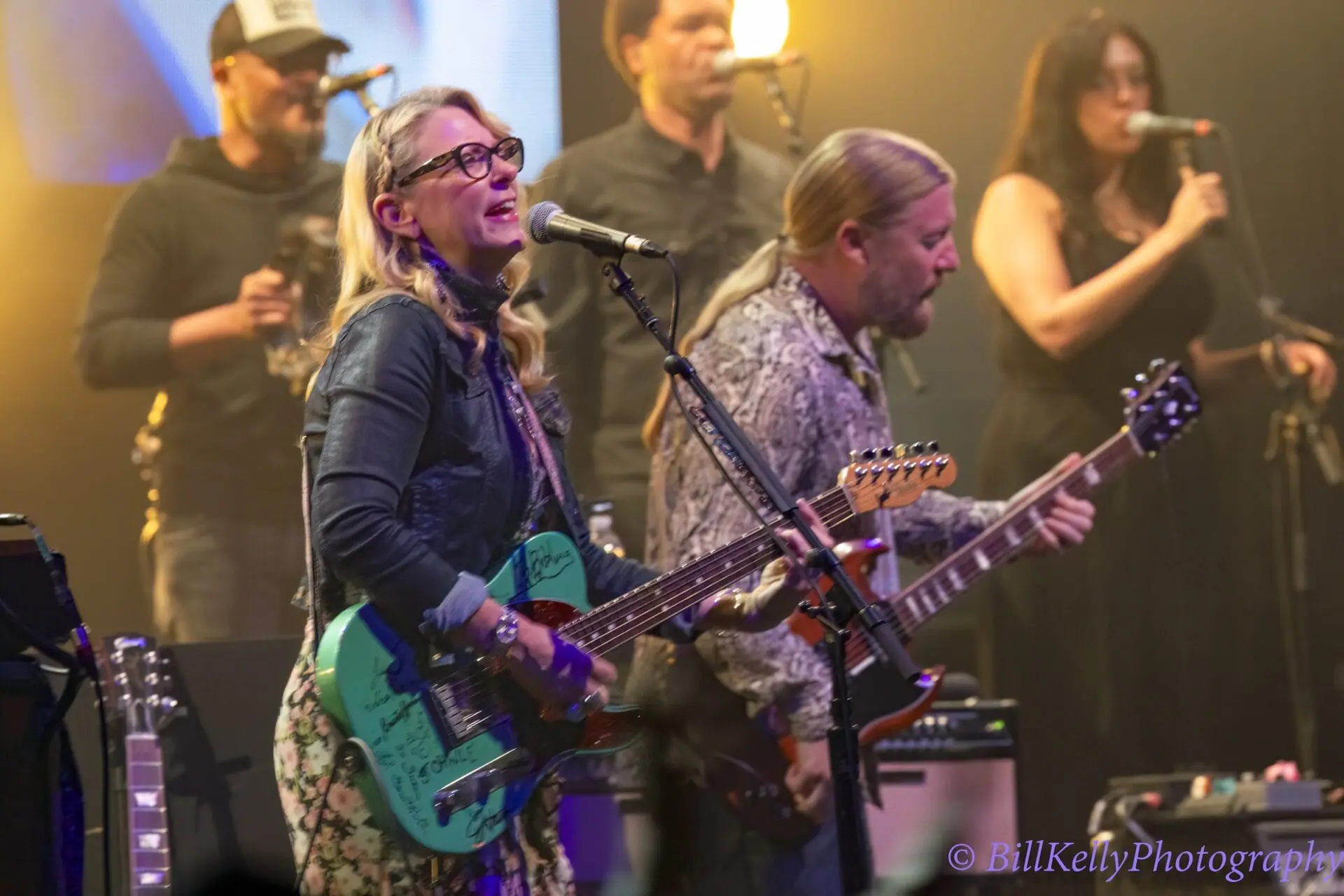 Watch: Tedeschi Trucks Band Celebrate 64 Shows at the Beacon Theatre ...