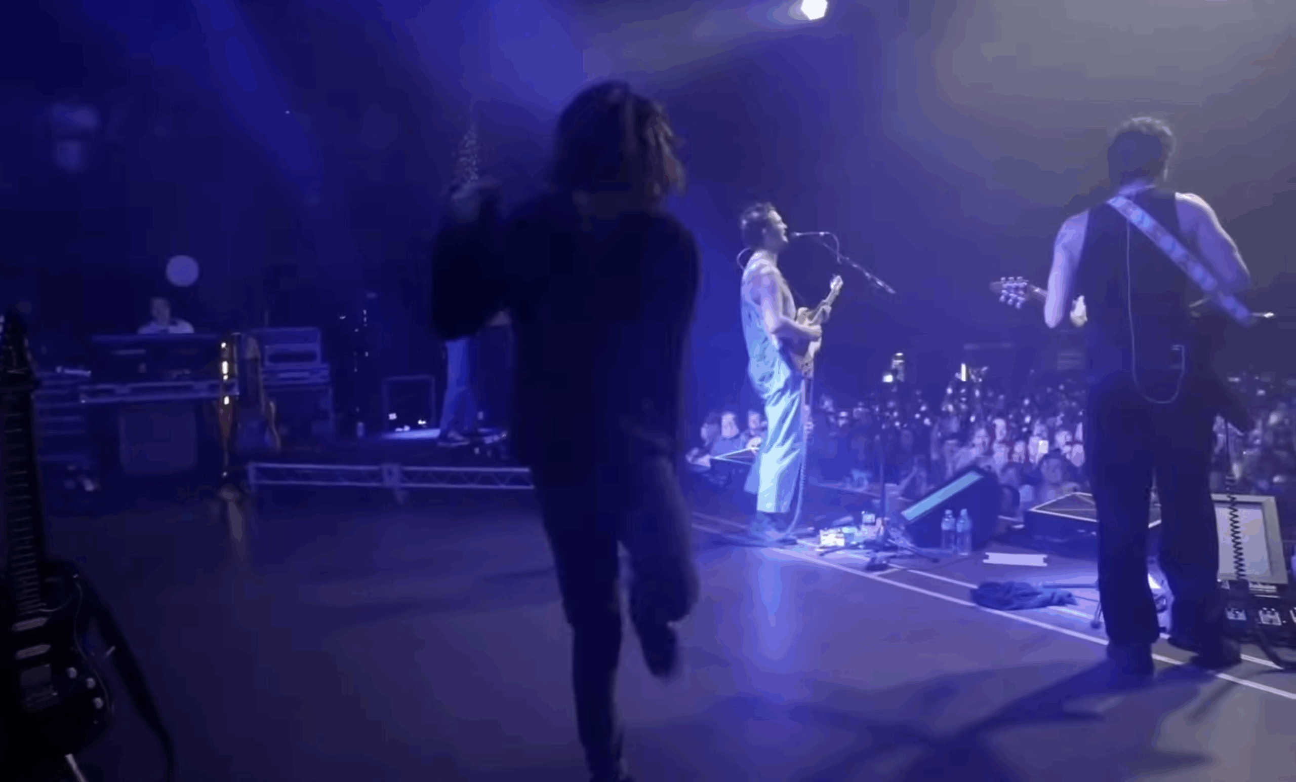 King Gizzard & The Lizard Wizard Can’t Stop Laughing at Backflip Guy